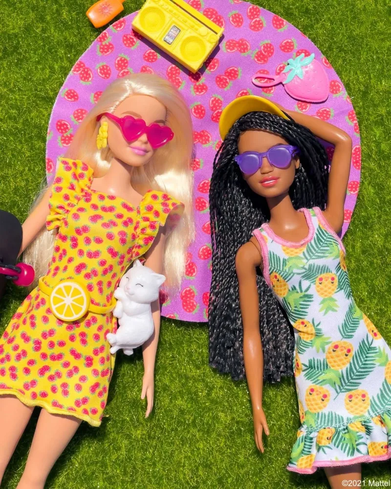 Αν η Barbie είχε Wi-Fi και άποψη: Η Gen Z εκδοχή της που δεν ψάχνει τον ...