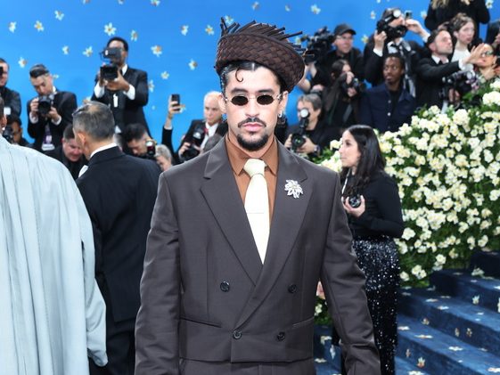 Ο Bad Bunny στέλνει μήνυμα ενότητας στο trailer του Super Bowl