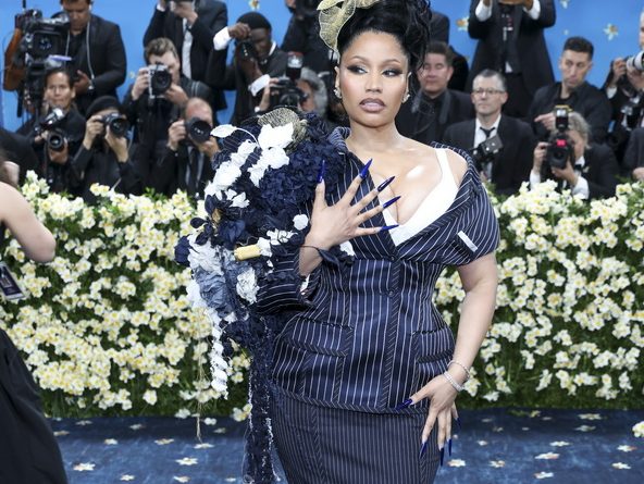 Nicki Minaj: Δηλώνει η νούμερο 1 θαυμάστρια του Donald Trump