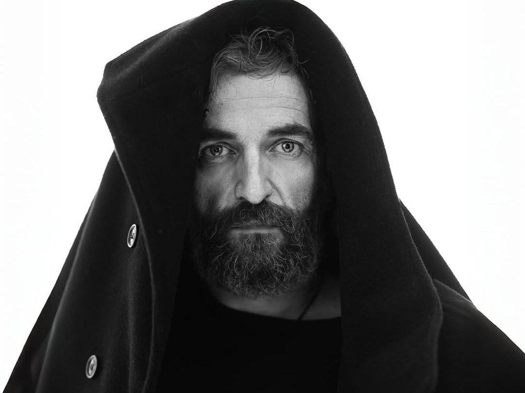 Ο Άρης Σερβετάλης πρωταγωνιστεί σε νέα σειρά του Mega