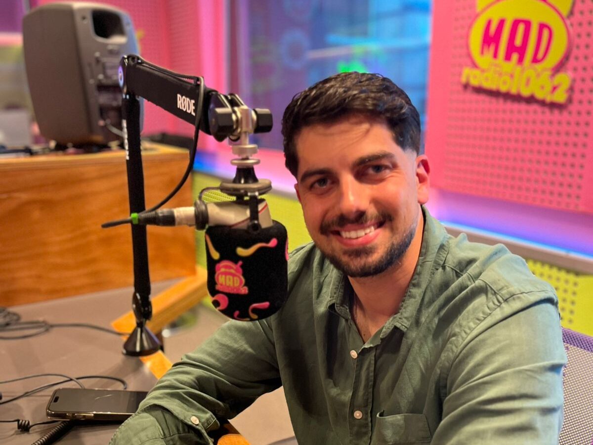 O AstroJason στο Mad Radio 106,2